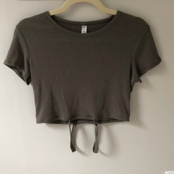 ALO Yoga | Tops | Alo Yoga Halo Crop Tee | Poshmark